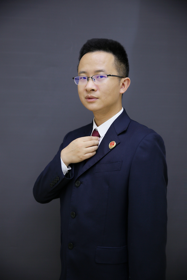 阳检之星 |李炜：匠心逐梦，默默奉献的检察业务“诊脉人”-图片新闻-湖北省武汉市汉阳区人民检察院